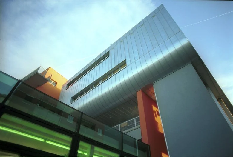 Compact City - Données, Photos et Plans - WikiArquitectura